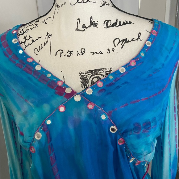 Tashia | Tops | Boho Tashia Made In India Blue Pink Purple Tie Dye ...